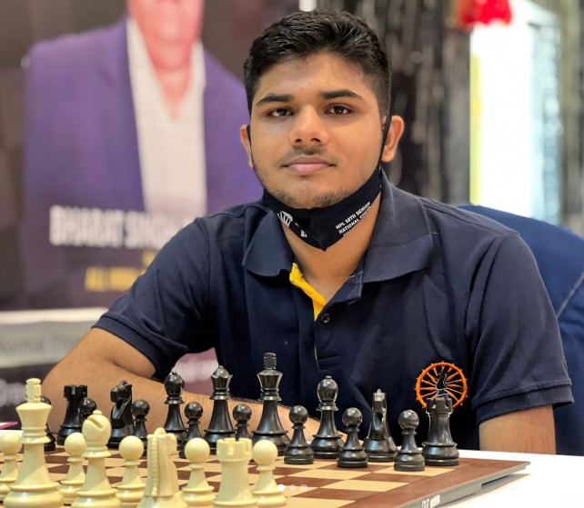 PawnRace - Professional Chess Academy | Learn Chess Online